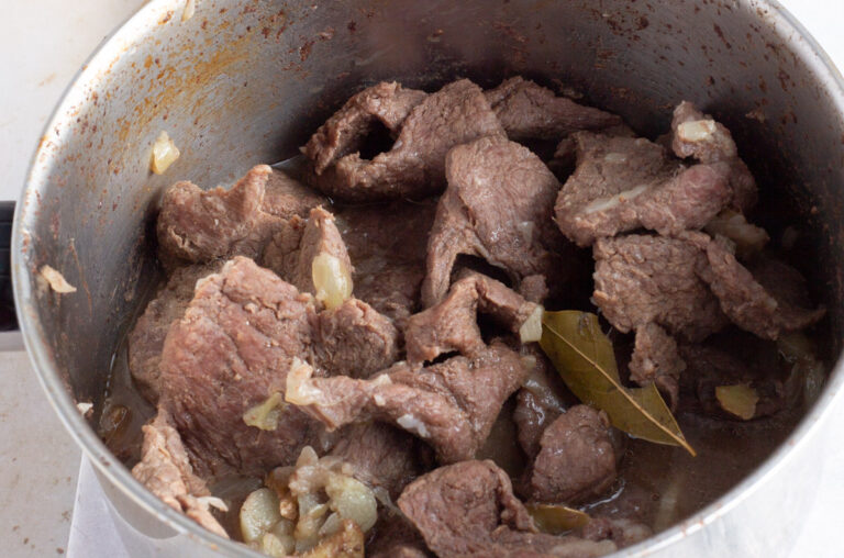 Easy Kenyan Beef Pilau Rice Recipe · eat well abi