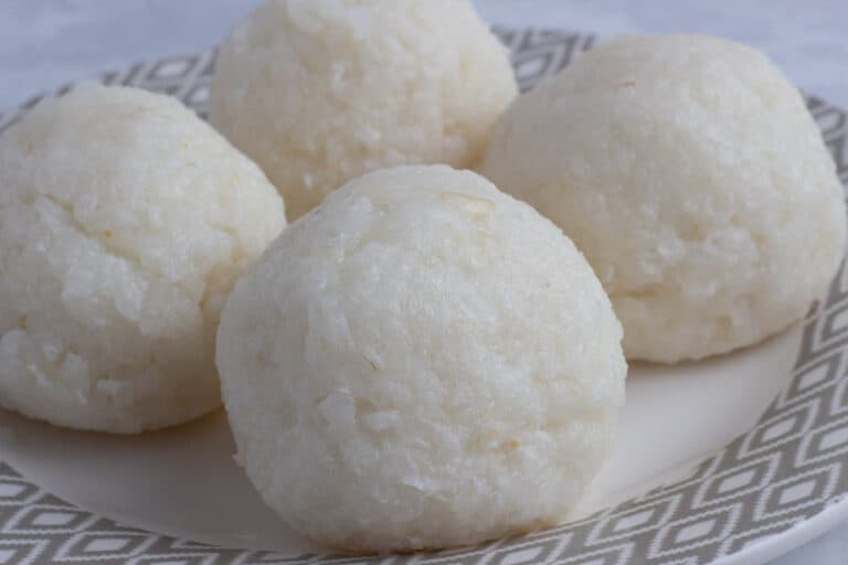 How To Make Tuwo Shinkafa (Hausa Rice Balls) · eat well abi