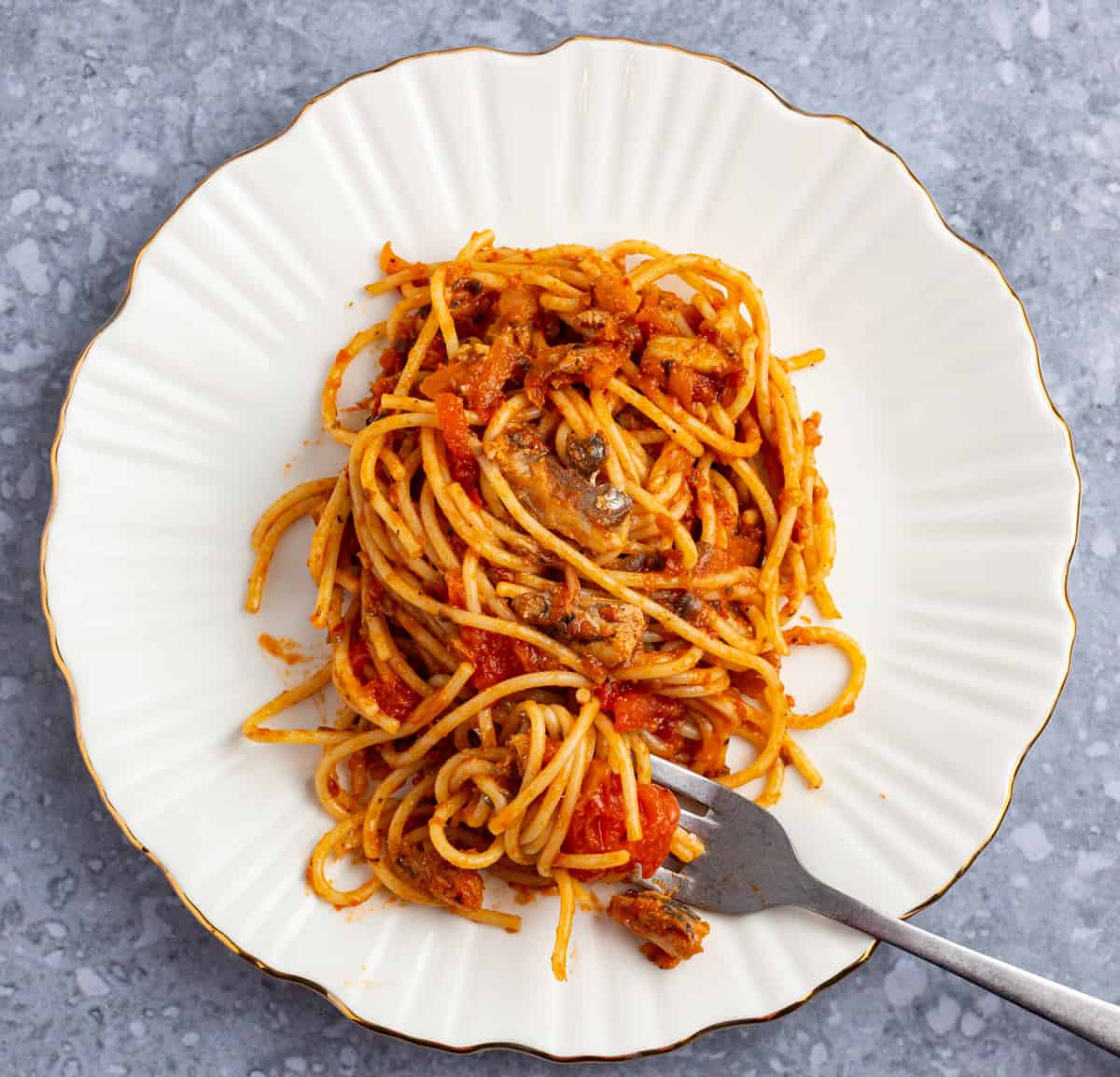 Nigerian Jollof Spaghetti With Sardines · eat well abi